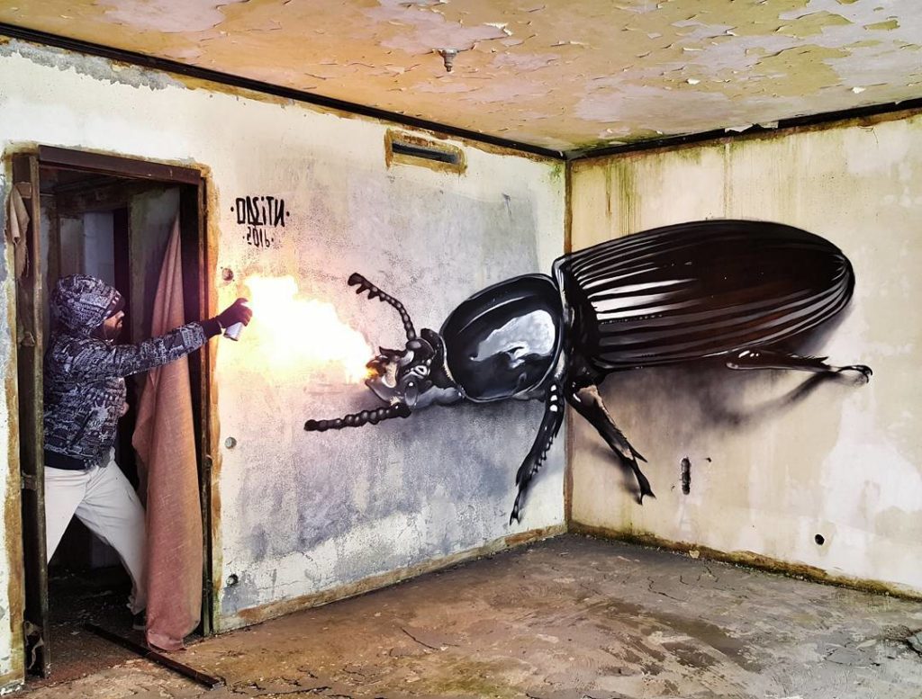 3D-Graffiti: Larger-Than-Life-Insects
